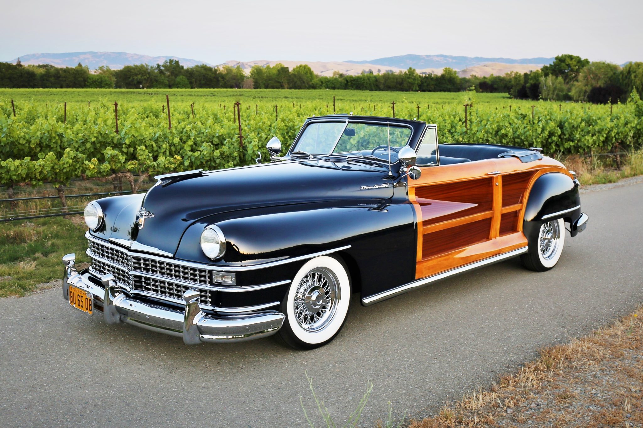 1948 HEMI-POWERED CHRYSLER TOWN & COUNTRY "WOODY" CONVERTIBLE (SOLD ...